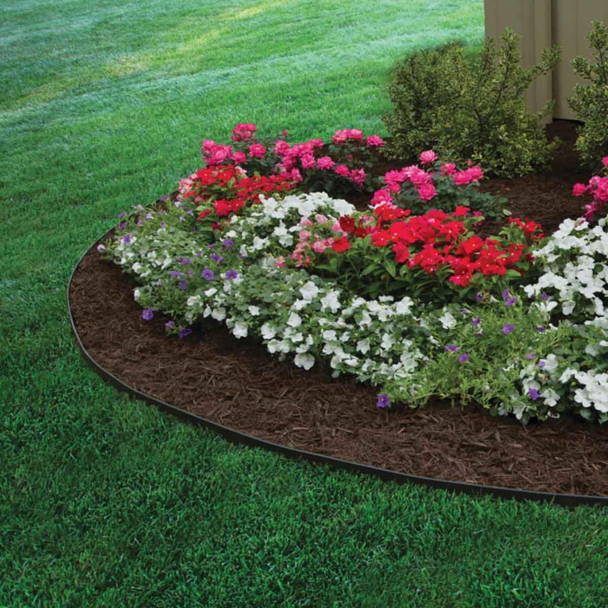 Black edging for landscaping store